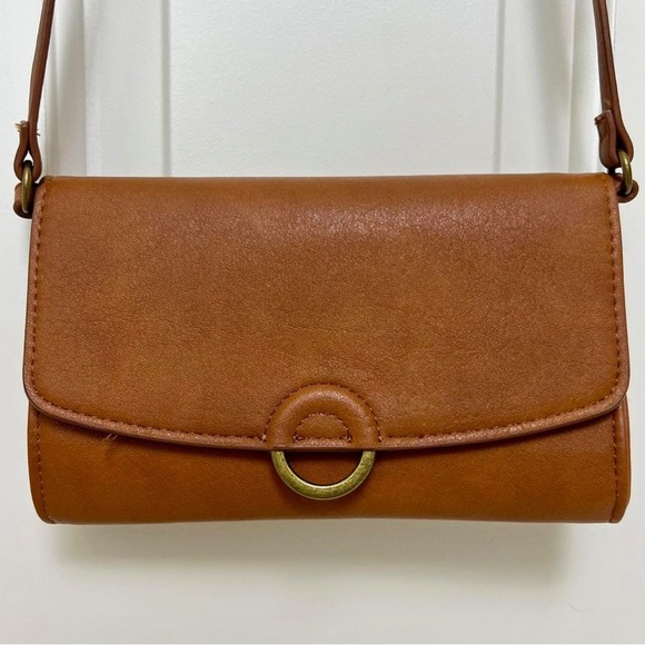 Universal Thread | Bags | Universal Threads Goods Co Crossbody Bag In ...